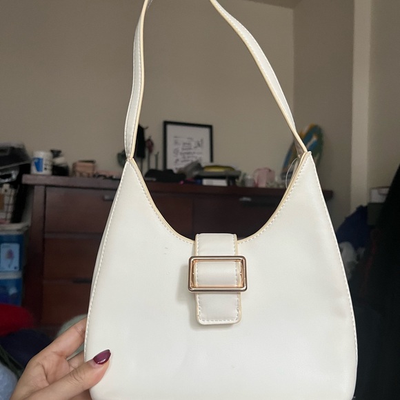 Princess Polly | Bags | Princess Polly White Faux Leather Shoulder Bag ...